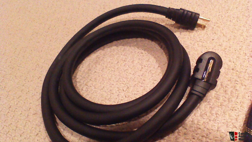 Monster Powerline 400 power cable 8 feet length with angle connector ...