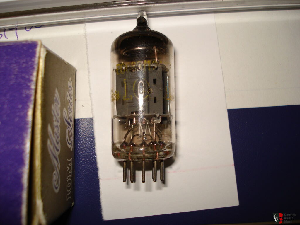 Mullard 10M ECC83/12AX7 In Original Box Photo #665289 - Canuck Audio Mart