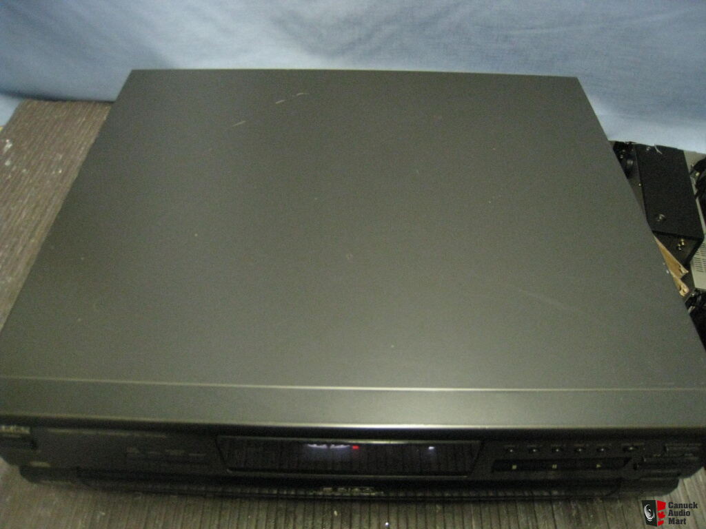 Technics Compact Disc CD Player 5 Disc Carousel SL PD665 Photo #671312 ...