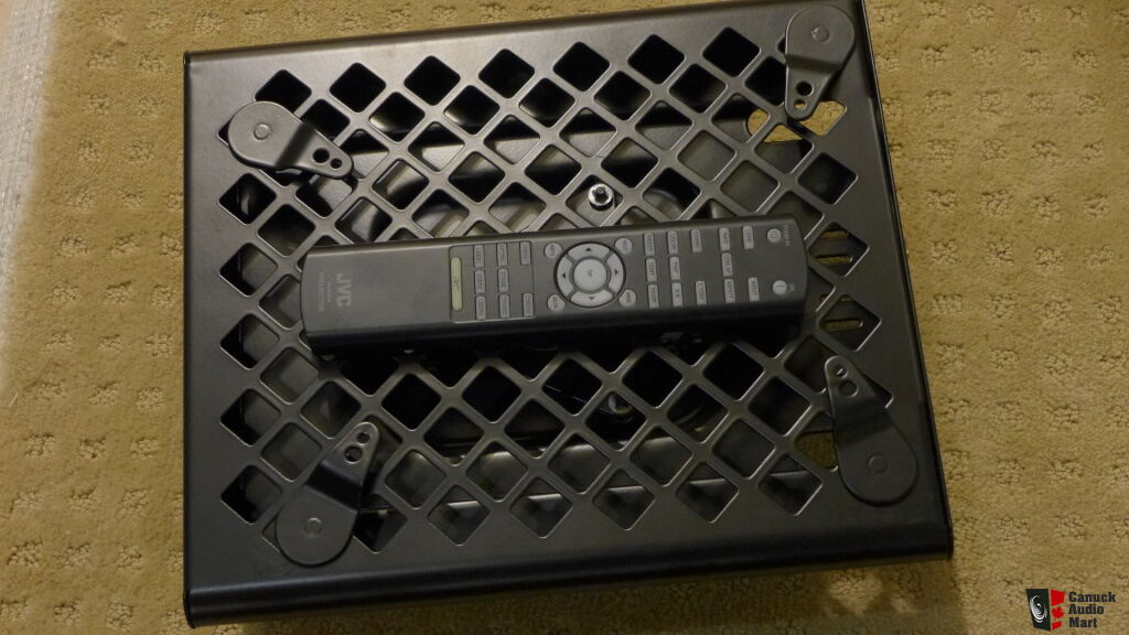 JVC DLA-HD750 Full HD Projector 340hrs only come w/h Remote and ...