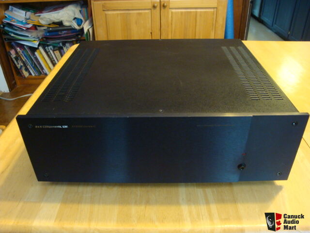 B&K AV5000 Series II 5 Channel Amplifier For Sale - Canuck Audio Mart