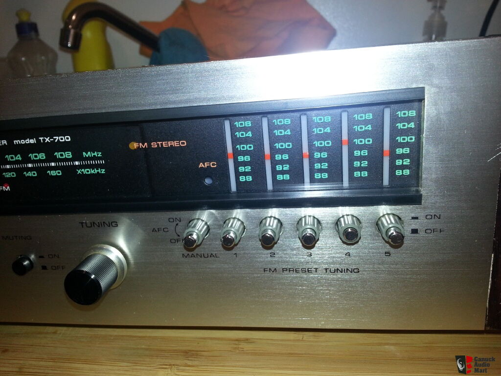 Pioneer Tuner TX-700 For Sale - Canuck Audio Mart