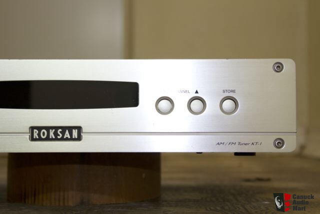 ROKSAN KANDY KT-1 AM/FM Tuner, REDUCED!!! Photo #687038 - Canuck Audio Mart