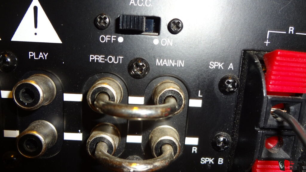 Proton 520 stereo amplifier ---SOLD Photo #688396 - Canuck Audio Mart