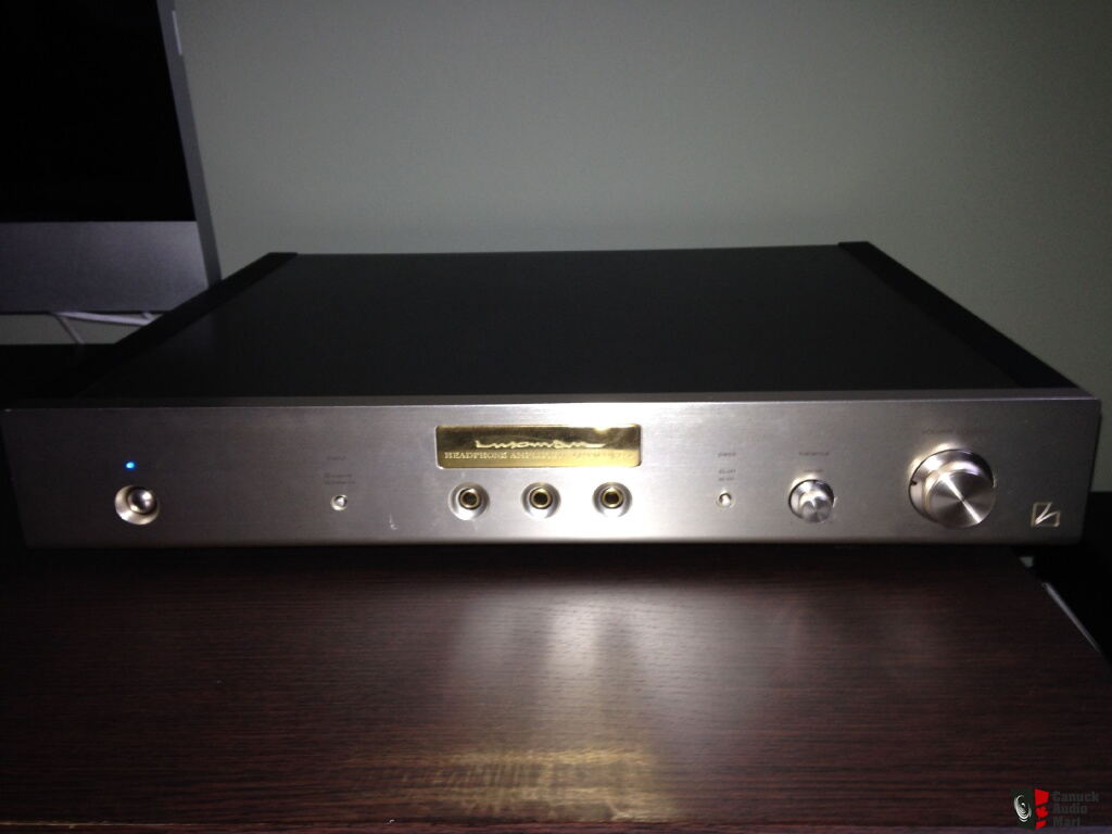 Luxman P-1 (100V-Japanese version) Headphone Amplifier (Local Sale Only ...