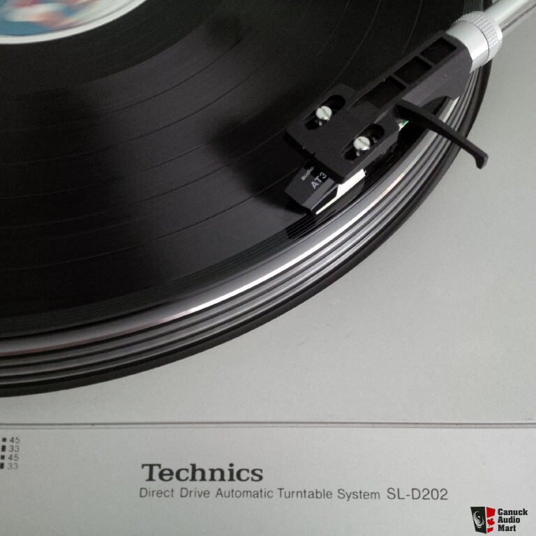 Technics SL-D202 DD Turntable **SOLD Photo #696951 - UK Audio Mart