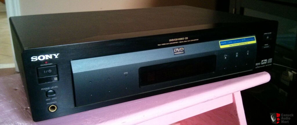 Sony DVP-S7700 CD/DVD player For Sale - Canuck Audio Mart