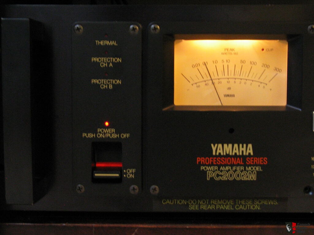 Yamaha PC2002M Professional Series Amplifier Photo #718168 - Canuck ...