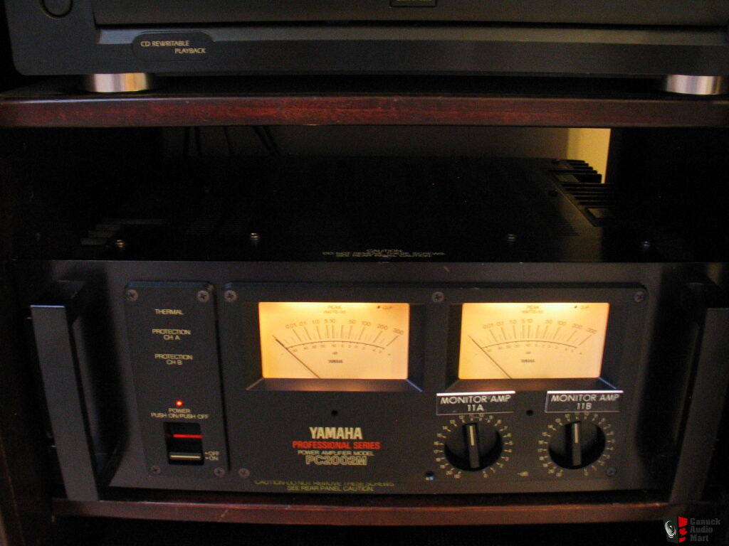 Yamaha PC2002M Professional Series Amplifier Photo #718168 - Canuck ...