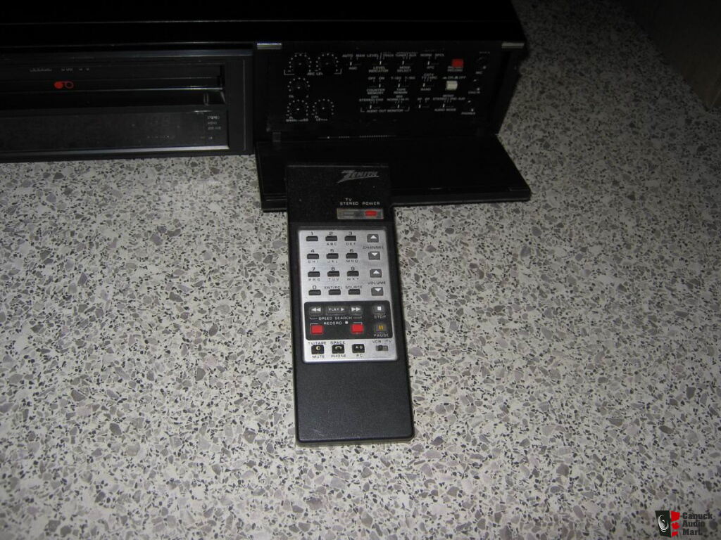 Zenith 6 head (top of the line) VHS VCR Made in Japan Photo #720044 ...