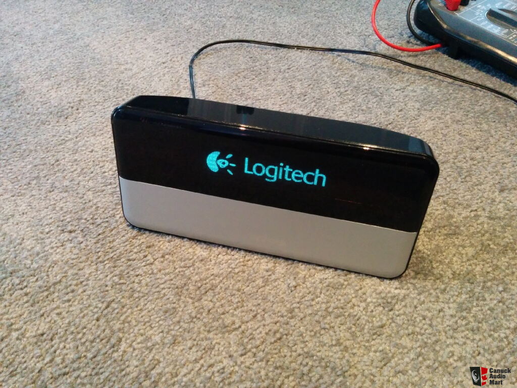 Squeezebox Slim Device with remote and Squeezebox Controller Photo ...