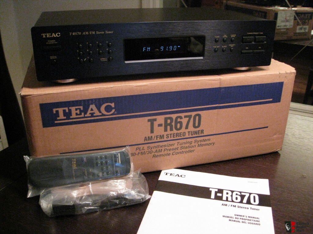 AM/FM stereo tuner Photo #721922 - US Audio Mart