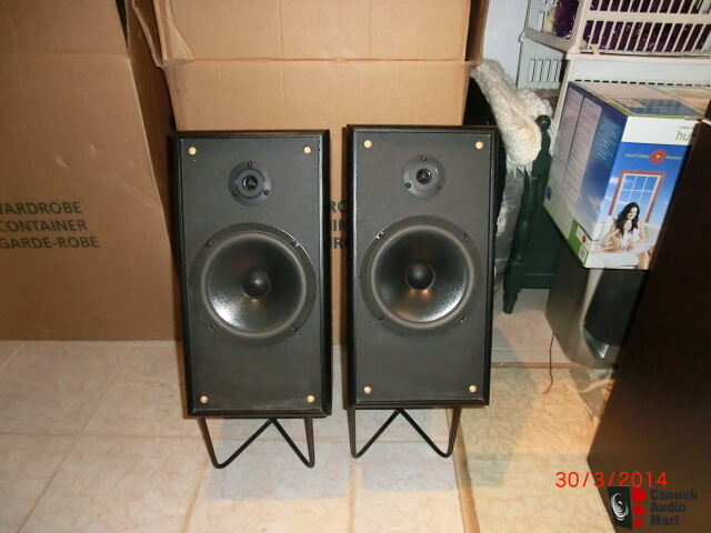 JBL 2-way Bass Reflex Speakers- 100 watt Photo #725047 - UK Audio Mart
