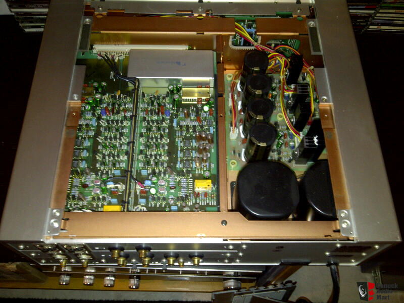 Nakamichi Model 1000P DAC & Pre Amp Photo #730963 - US Audio Mart