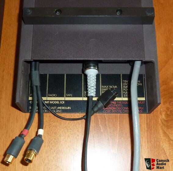 Classic Meridian 101 pre-amp and 2x 105 mono block power amplifiers ...
