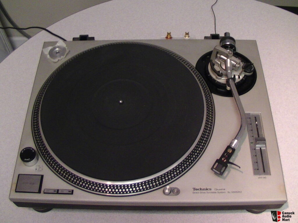 Technics SL-1200MK2 Turntable Photo #750258 - UK Audio Mart