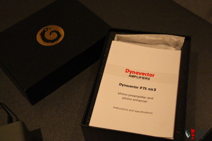 Dynavector P75 mk3 phono pre-amp Photo #754077 - UK Audio Mart