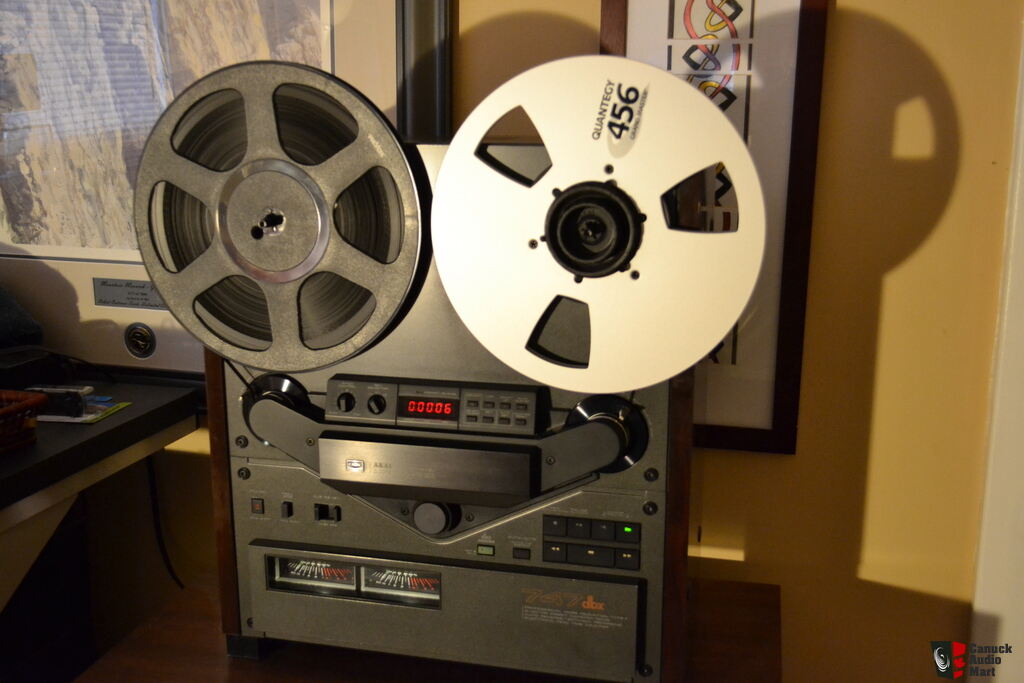 Beautiful Akai GX 747 DBx Open Reel Black/ Rosewood( sale pending to ...
