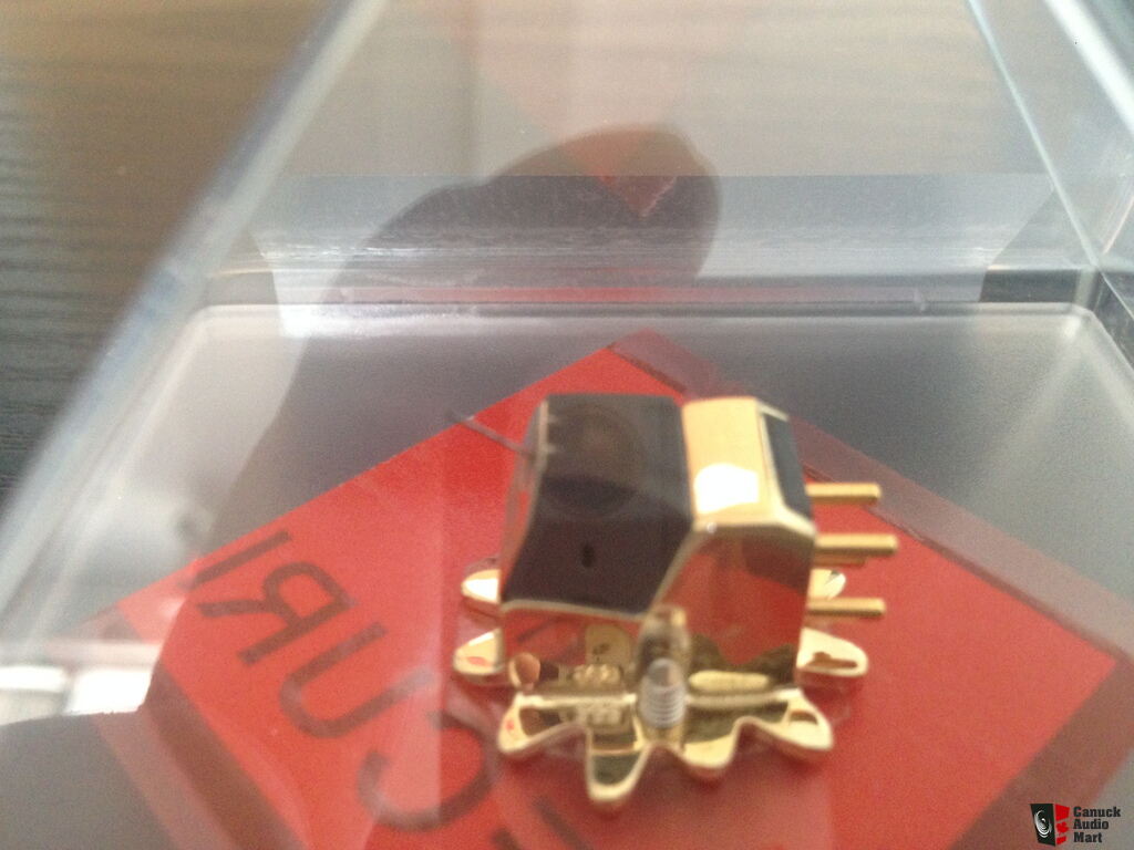 Clearaudio Goldfinger Statement BRAND NEW!!! Photo #761575 - US Audio Mart