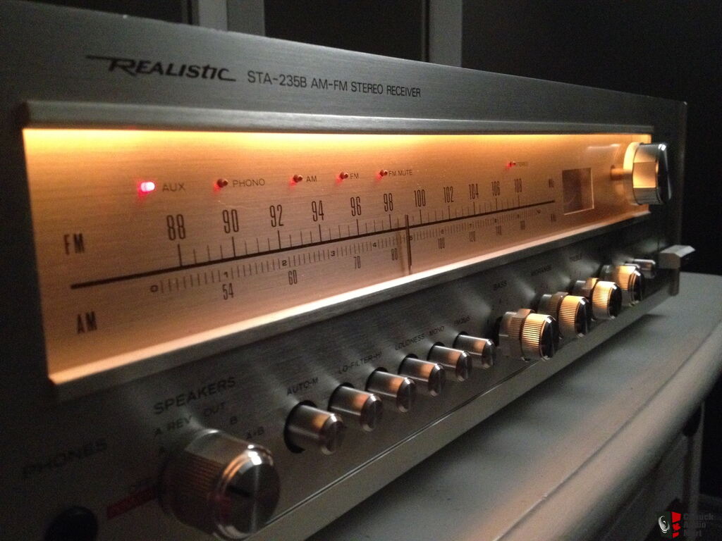 Realistic STA-235b AM/FM receiver (New Price) Photo #805126 - UK Audio Mart