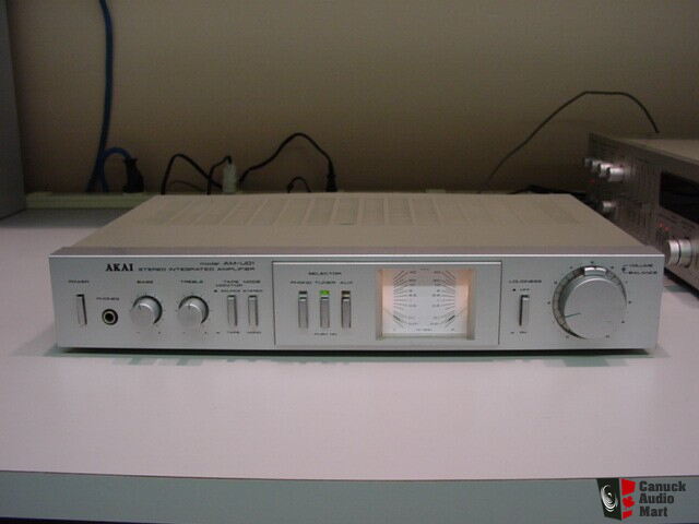 Akai Integrated Amp AM-U01 Photo #80609 - Canuck Audio Mart