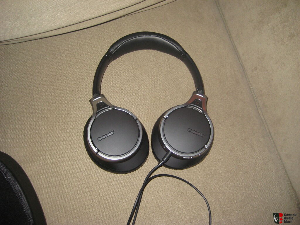 Sony MDR-10RNC Headphones...with Noise Cancelling For Sale - Canuck ...