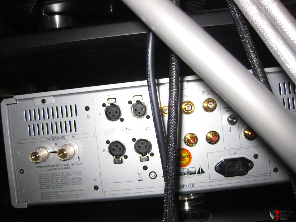 ESOTERIC I-03 AMPLIFIER Photo #838999 - Canuck Audio Mart