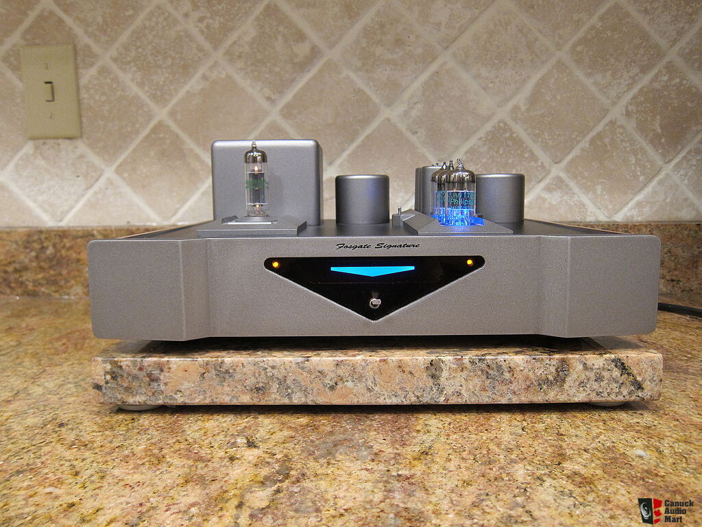 Fosgate Signature Phono Stage Photo #845095 - UK Audio Mart