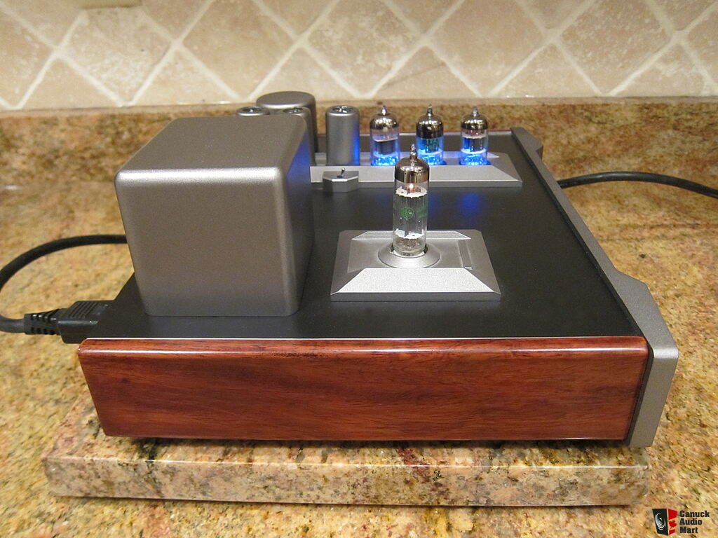 Fosgate Signature Phono Stage Photo #845095 - UK Audio Mart