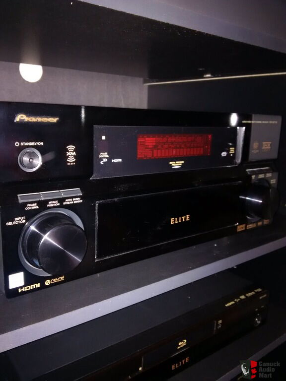 Pioneer Elite HT Receiver, Blue Ray, DVD, & surrround speakers! Photo ...