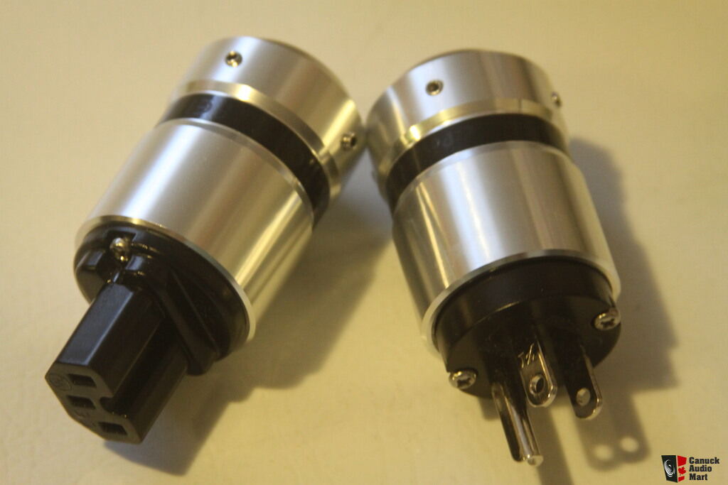 2 pairs Audiophile AC connectors Photo #877724 - Canuck Audio Mart