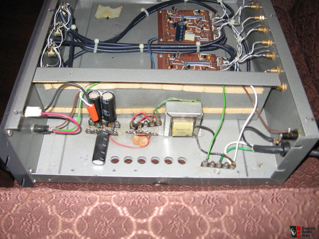 4 way electronic crossover Photo #887854 - UK Audio Mart
