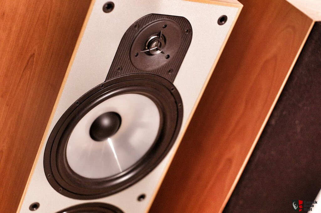 Paradigm Monitor 9 v2 For Sale - Canuck Audio Mart