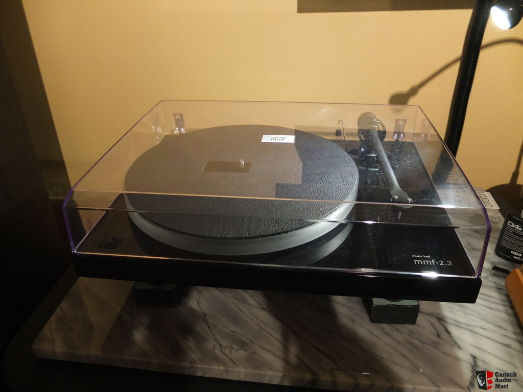 Upgraded Music Hall Turntable MMF-2.2 with New Ortofon 2M Blue ...