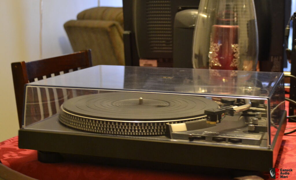 Technics SL-1900 DD Turntable Photo #899904 - Canuck Audio Mart
