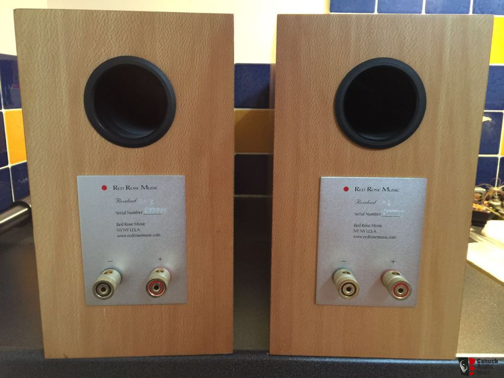 A pair Used Red Rose Music bookshelf speakers Photo #926687 - US Audio Mart