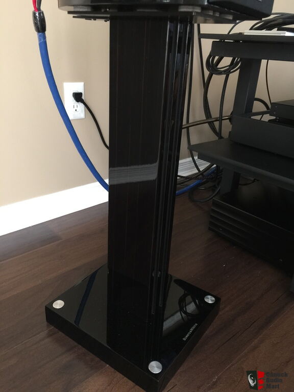 Bowers and Wilkins 805d speaker stands Photo #933428 - UK Audio Mart