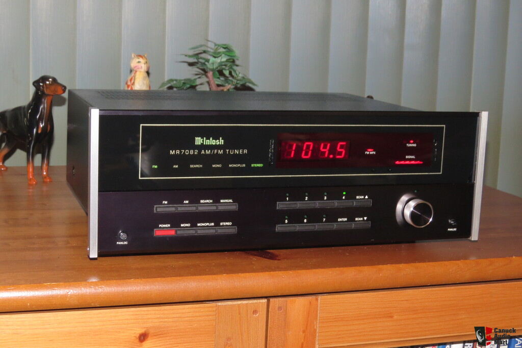 McIntosh MR 7082 Tuner (SOLD) Photo #936063 - Canuck Audio Mart