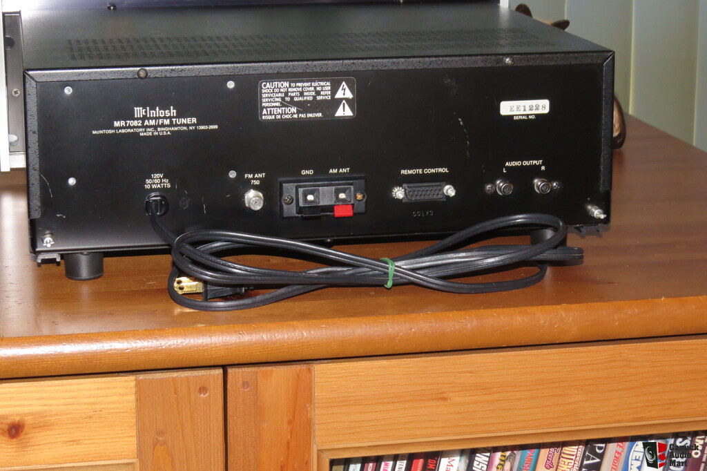 McIntosh MR 7082 Tuner (SOLD) Photo #936063 - Canuck Audio Mart