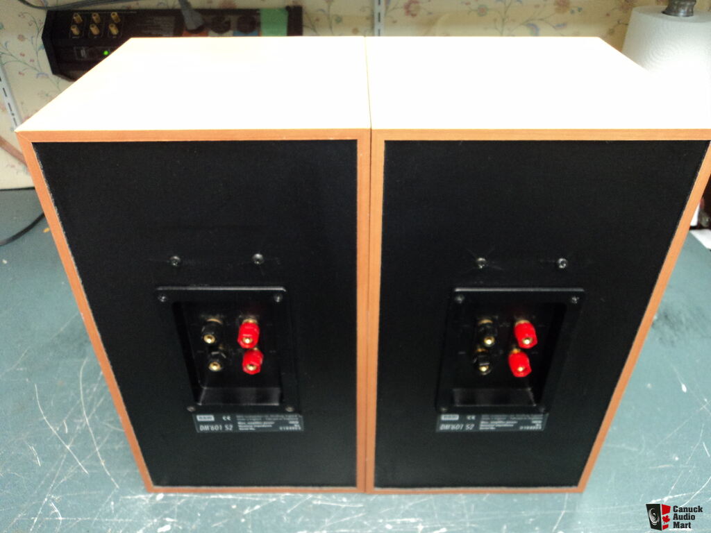 B&W DM 601 S2 Bookshelf Speakers Photo #938869 - UK Audio Mart