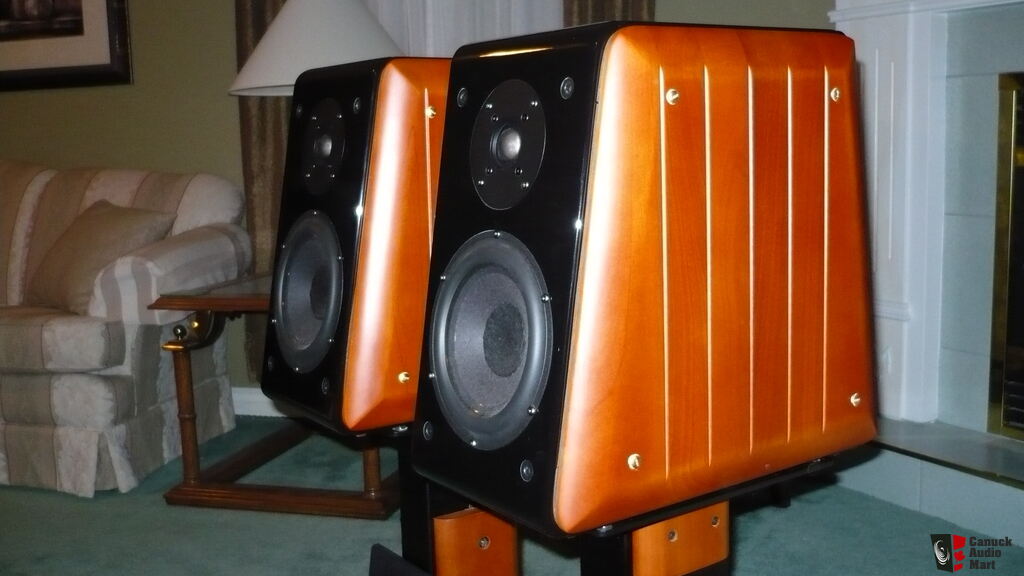 USHER X-718'S WITH MATCHING STANDS For Sale - Canuck Audio Mart