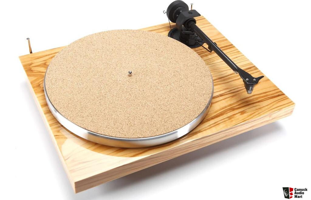 TURNTABLE PRO JECT XPRESSION III CLASSIC CARBON For Sale - Canuck Audio ...