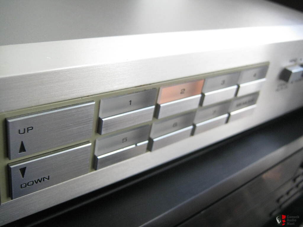 NEC T-651E Stereo Synthesizer Tuner - Authentic Series Photo #957631 ...