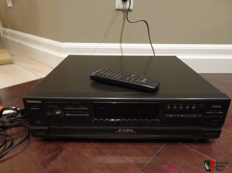 Technic's SL-PD988 5 Disc CD Player - Works and Looks great For Sale ...