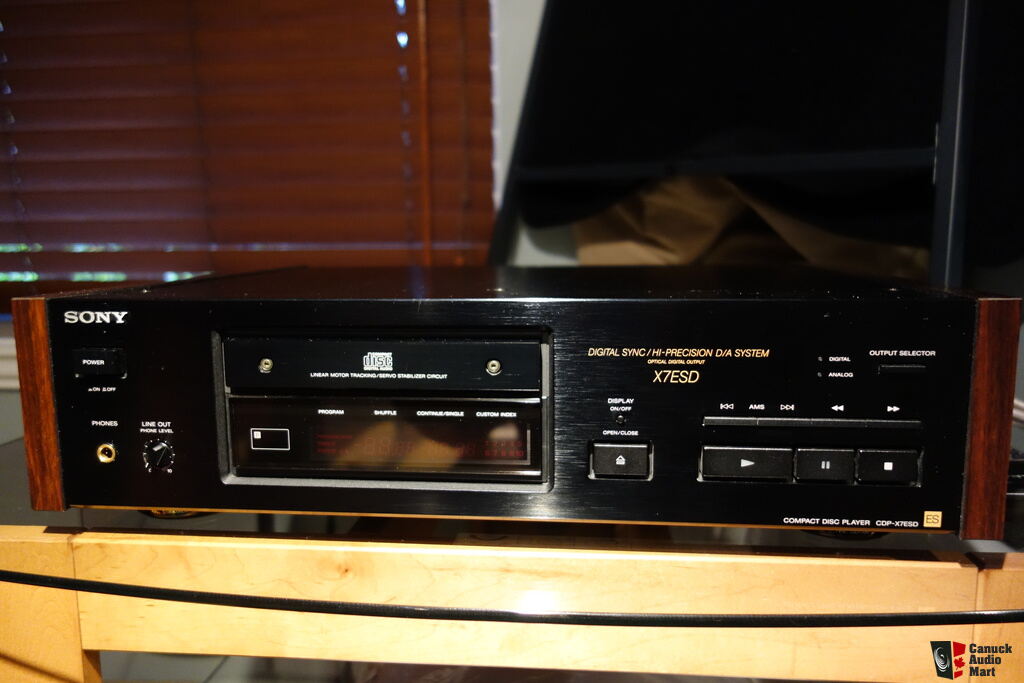 Sony X7ESD For Sale - Canuck Audio Mart