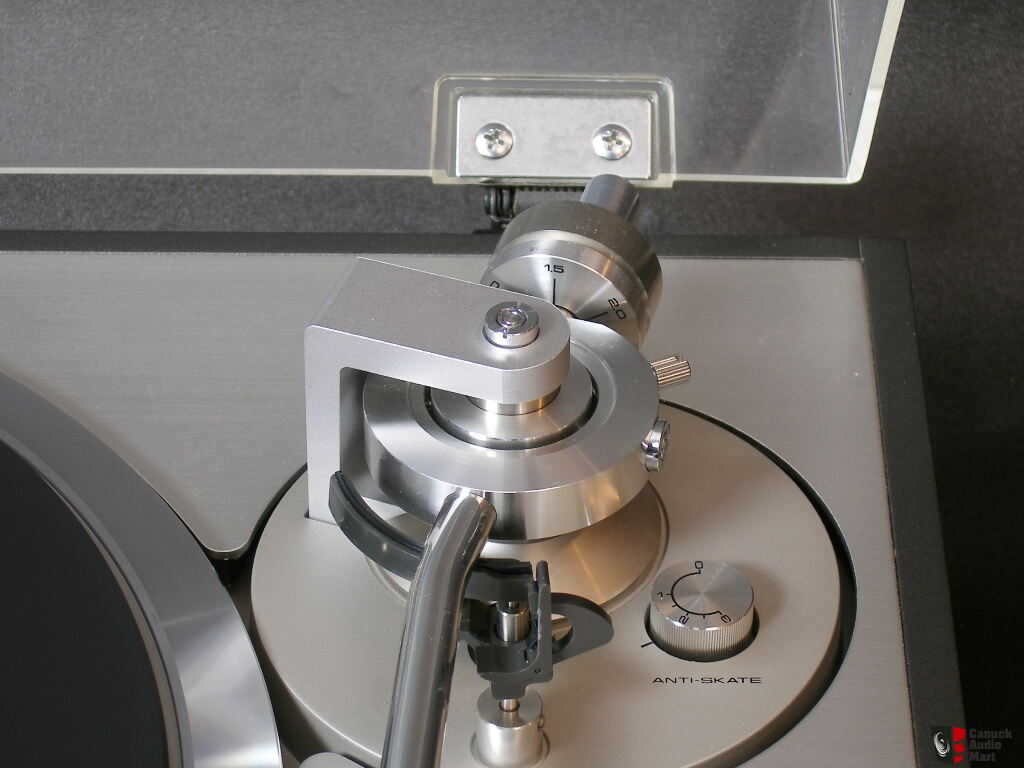 Pioneer PL-610 Turntable Awesome Condition Photo #977516 - US Audio Mart