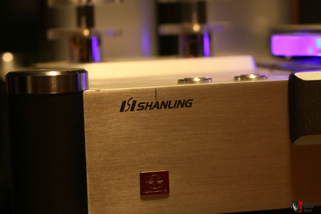 Shanling Tube CD and SACD Player CD-T200A with the Parts Connection ...