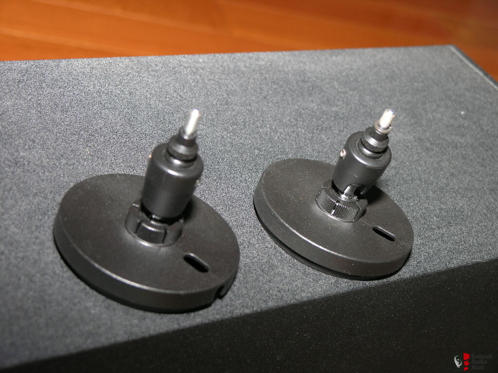 BOSE Acoustimass 7 Speakers Photo #980669 - US Audio Mart