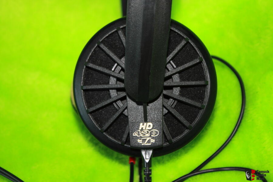 Sennheiser HD420 (600 Ohm) Photo #989250 - US Audio Mart