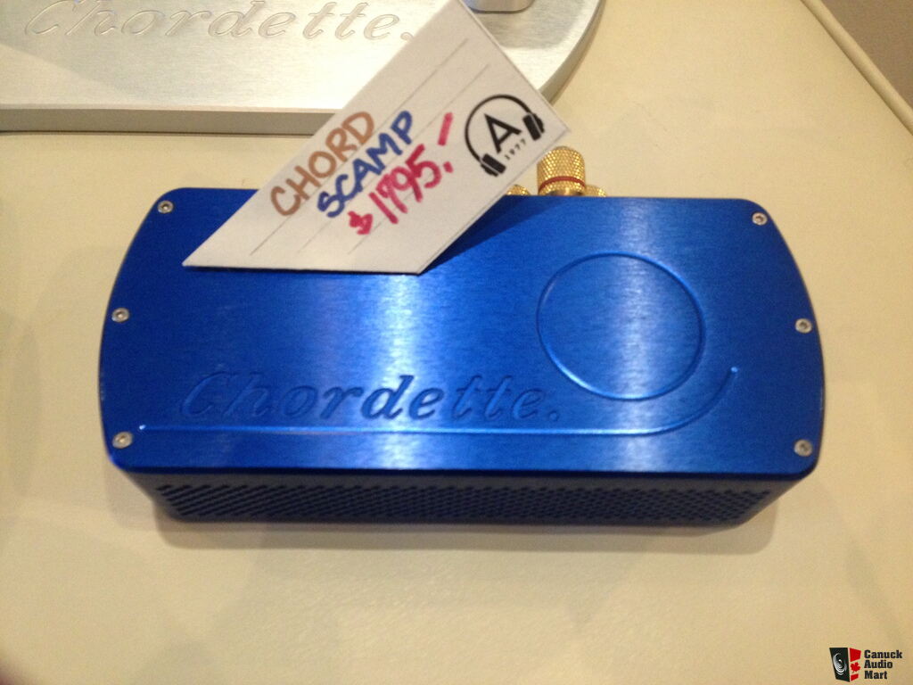 Chord Electronics clearance items !! Scamp amp + Gem dac + 2 High Stand ...